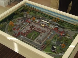 Top 5 N Scale Coffee Table Layouts - James Model Trains