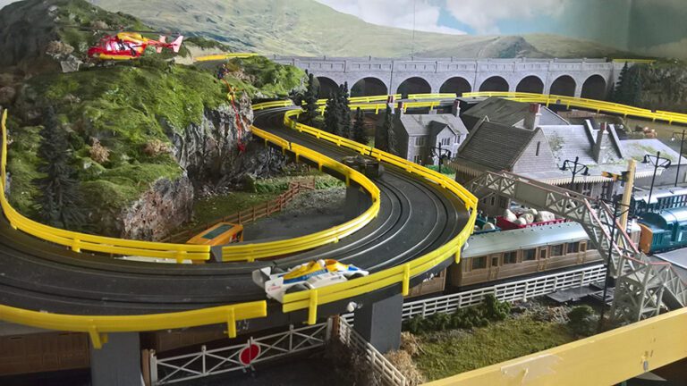 Marvelous HO Trolley Layout - James Model Trains