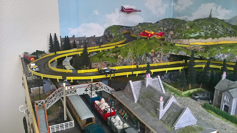 Marvelous HO Trolley Layout - James Model Trains