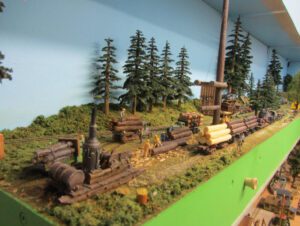 HO Scale Logging Layout - James Model Trains