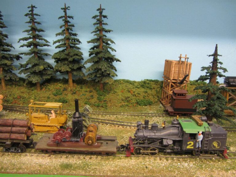 HO Scale Logging Layout - James Model Trains